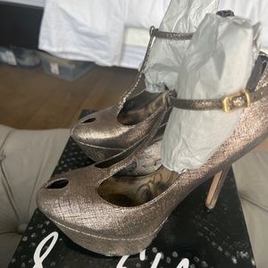 Sam Edelman | Shoes | Sam Edelman Gold Platform Pumps | Poshmark